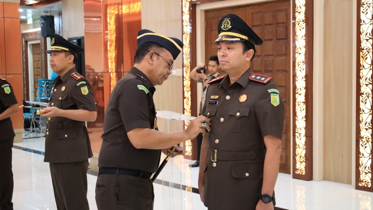 Arya Wicaksana Resmi Menjabat Kajari Batu Usai Dilantik Kajati Jawa Timur