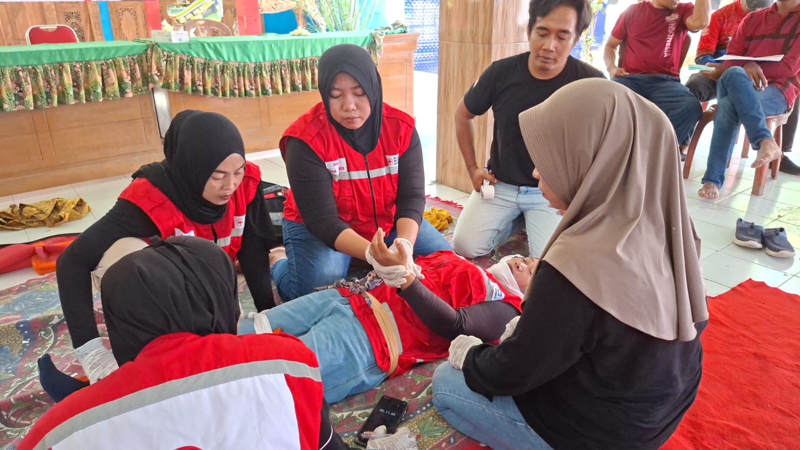 Jadi Garda Terdepan, 25 Relawan SIBAT Puger Wetan Asah Keahlian ...