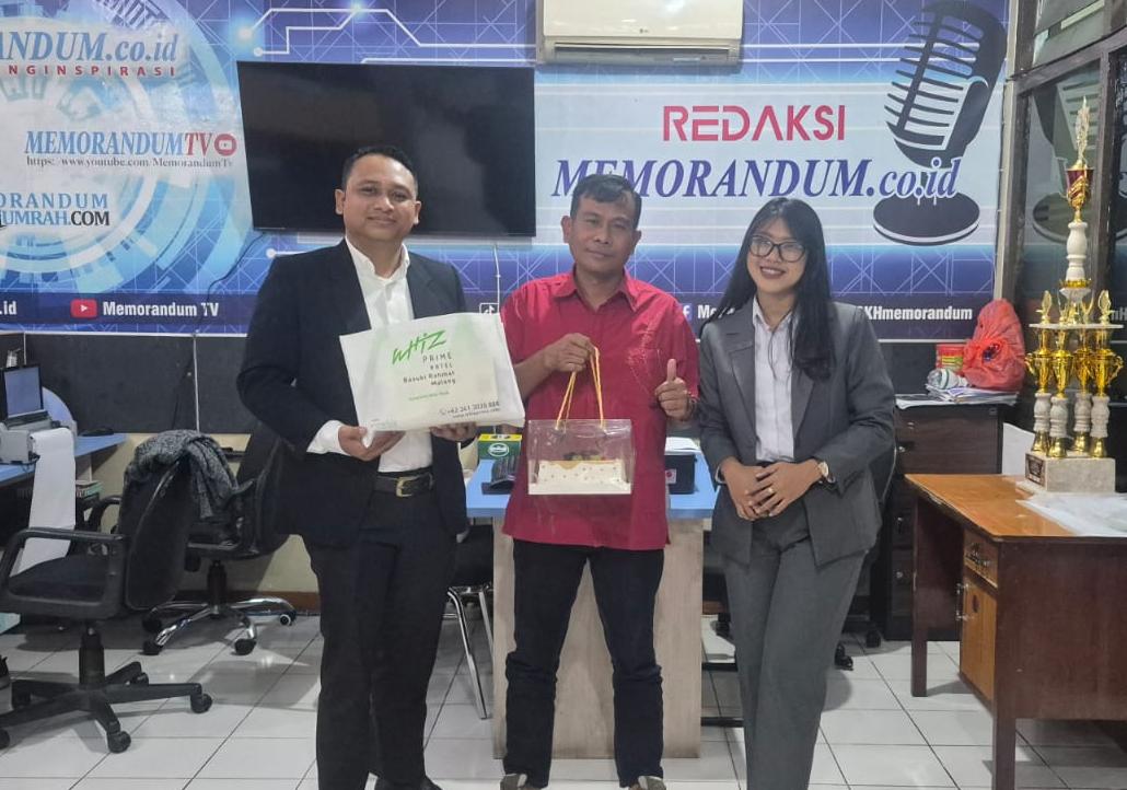 Manajemen Grand Whiz Trawas dan Whiz Prime Malang Beri Kejutan Sambangi ...